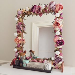 10 Gorgeous Makeup Dressing Table Ideas