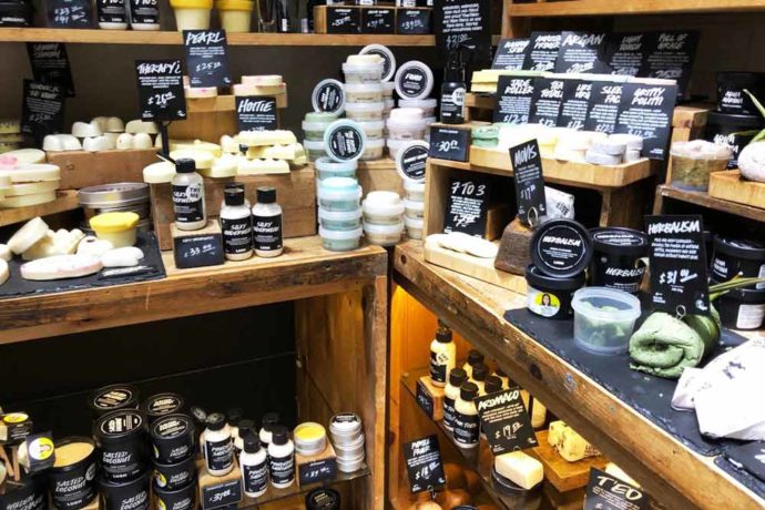 Why Shopping Alone In Singapore Is The Best Form Of Therapy