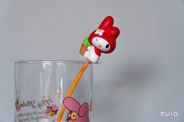 These Kawaii Sanrio Glasses With Matching Stirrers Starring Hello Kitty ...