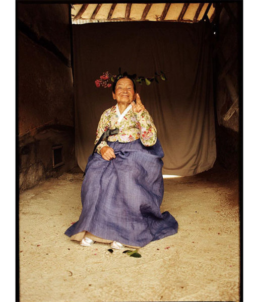 These Photos Of Korean Grandmas In The Countryside Are The Wholesome ...