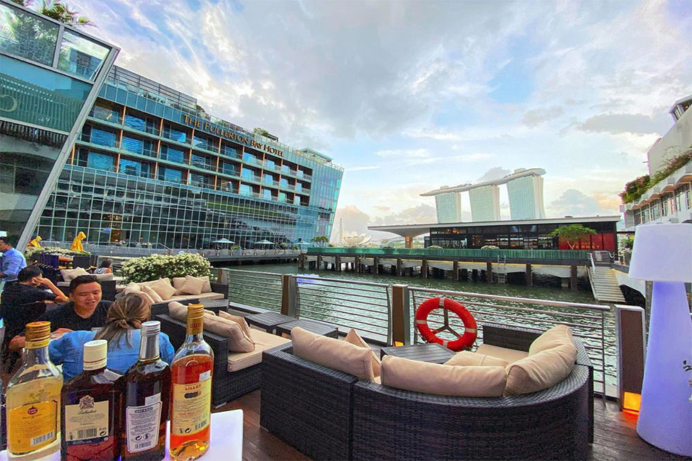 10 First Date Cafes & Restaurants In Singapore