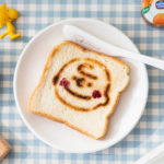 This Snoopy Toaster Lets You Zhng Your Breakfast & Start Your Day Off ...