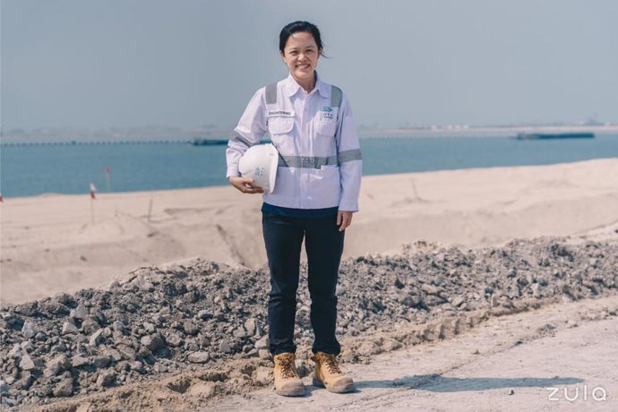 This Millennial Handles A Billion-Dollar Sea Construction Project & Is ...