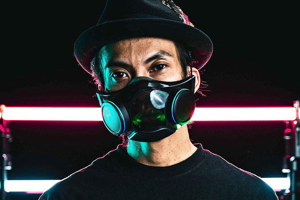 Razer's Air Purifier Mask Lets You Transform Into A Game Character