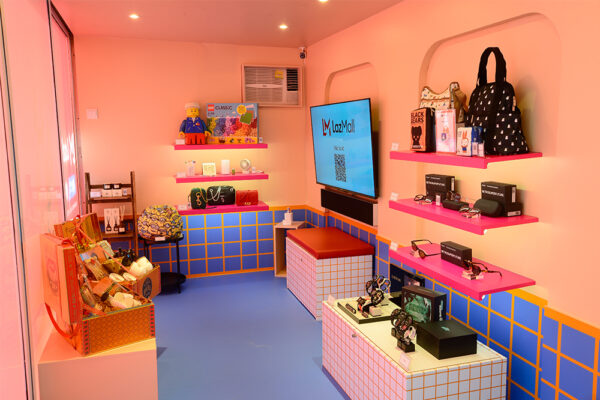 Lazada Now Has A Pop-Up In Orchard Road With BBT Discounts
