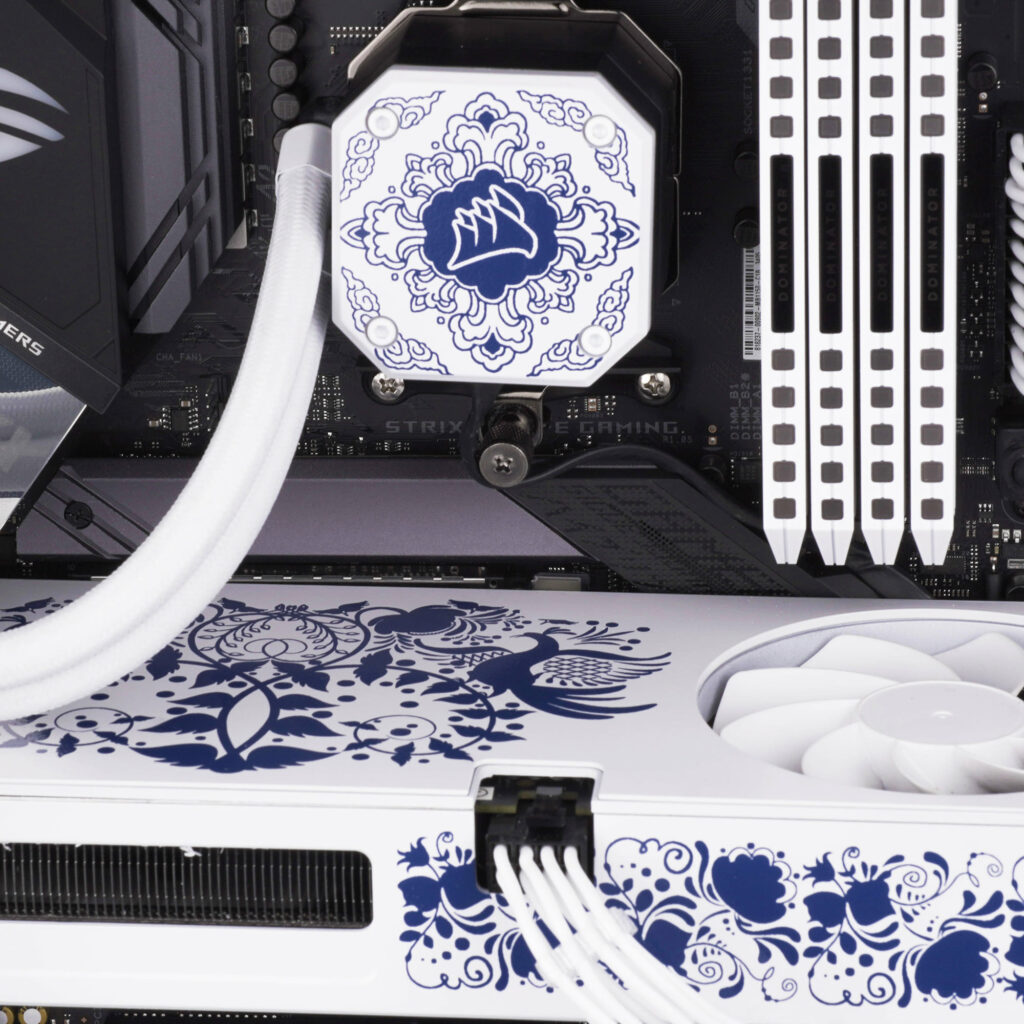 This Chinese Porcelain-Inspired PC Comes With Actual Tea Cups & Kettle