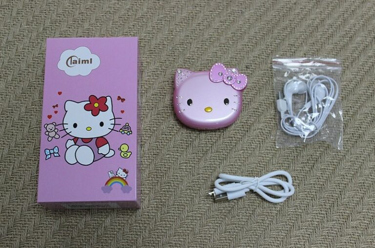 This Retro Hello Kitty Flip Phone Allows You To Make Calls & Snap Photos