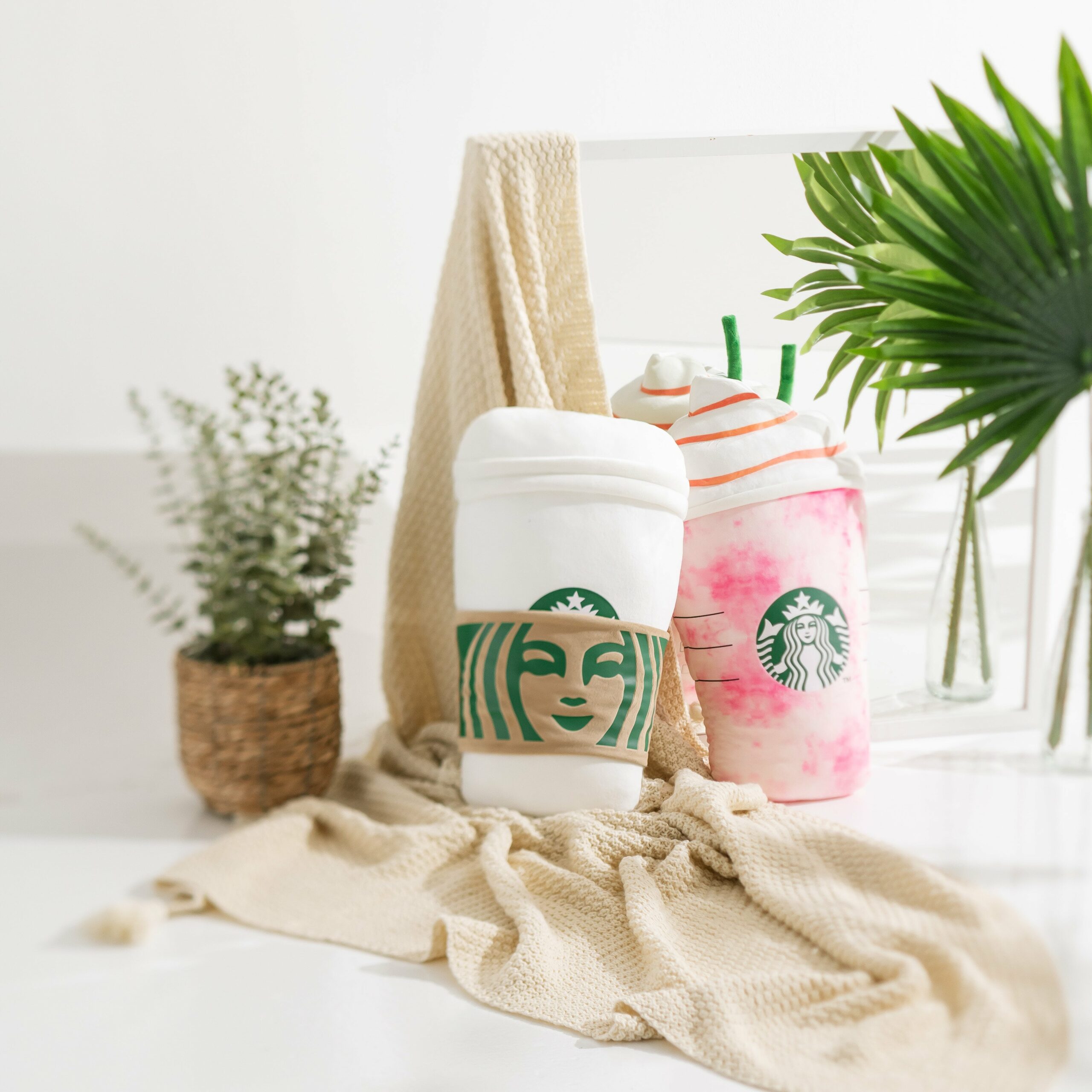 The New Starbucks Summer Collection Has Colourful Neon Drinkware