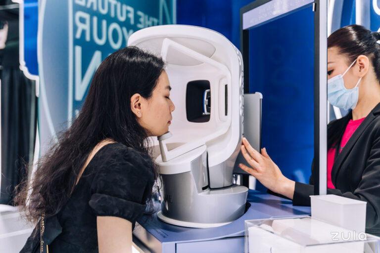 Lancôme's Beauty Tech Flagship Has Free Samples & Photo Ops