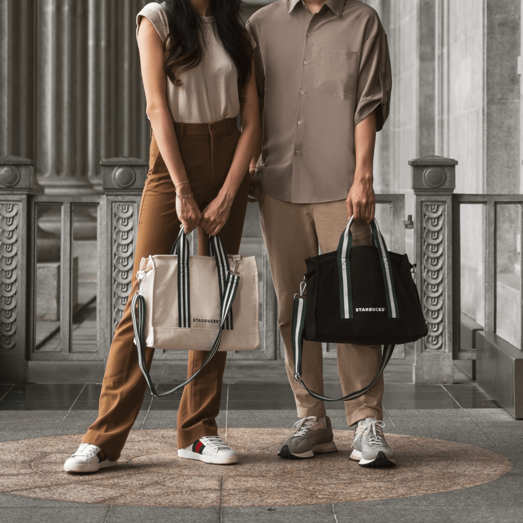 Starbucks Canvas Tote Bags Come In Two Stylish Colourways