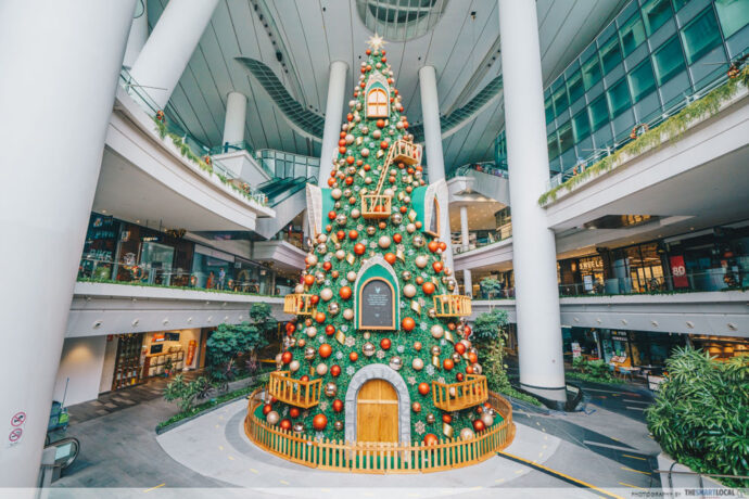 Christmas Trees In Singapore: We Ranked The Most Chio Ones