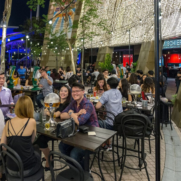 18 Bars In Singapore With Alfresco Seating For Extra Chill Vibes