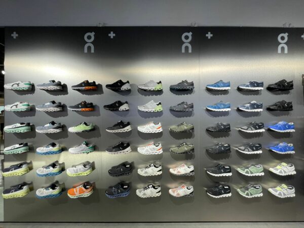 On Pop-Up Store In Orchard With Lightweight Athleisure Apparel