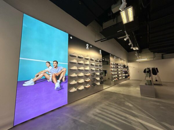 On Pop-Up Store In Orchard With Lightweight Athleisure Apparel