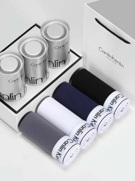 Fake Calvin Klein: 10 To Look Like Chinese Idol Mu Ziyang