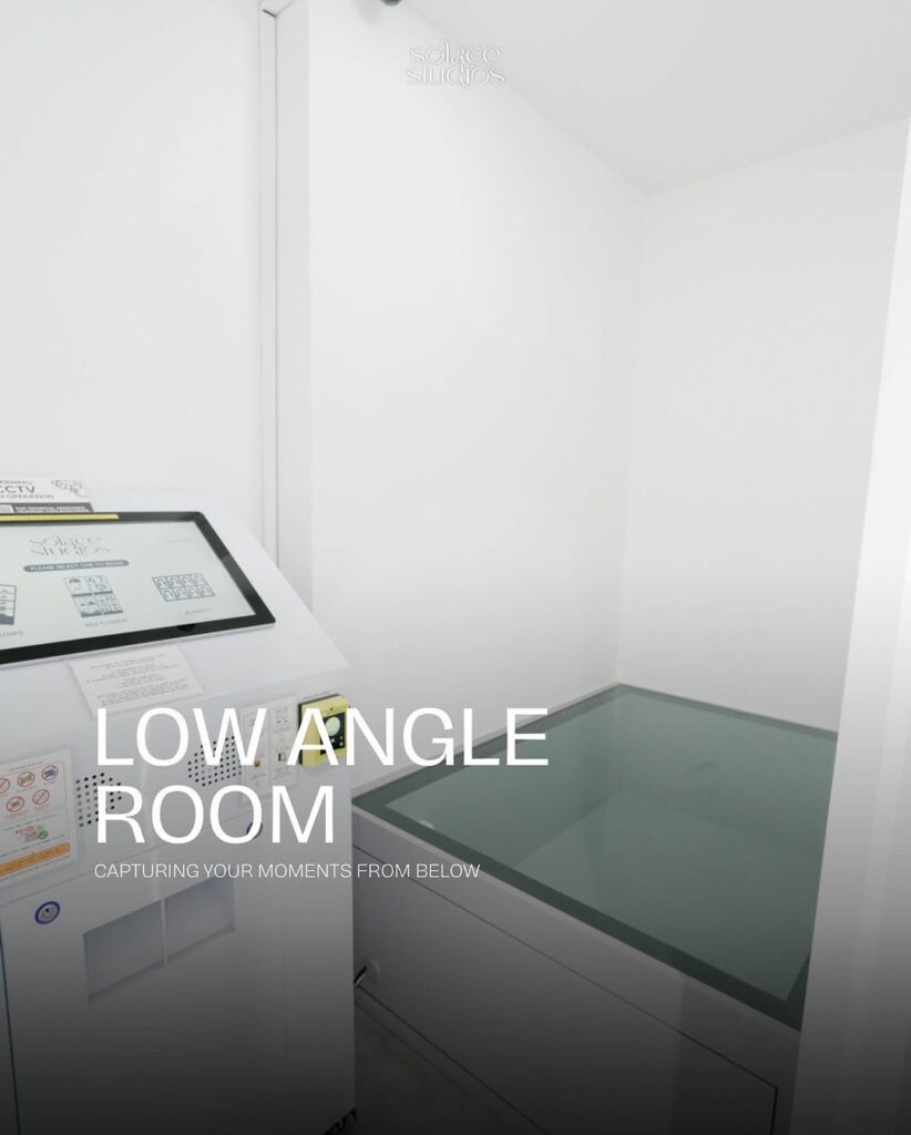 Solace Studios In Haji Lane Has An Elevator-Themed Photo Booth