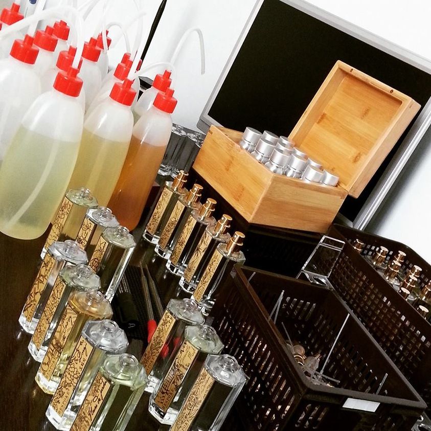 13 Best Perfume Stores In Singapore To Shop Fragrances From $5