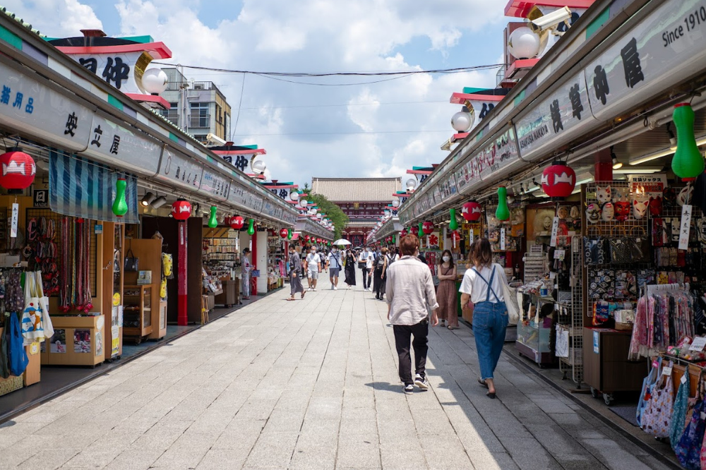 A Guide To Shopping In Tokyo - Traditional Streets & Luxury Malls