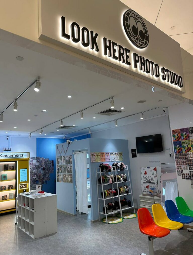 11 Best Photo Booths And Self-Photography Studios In Singapore