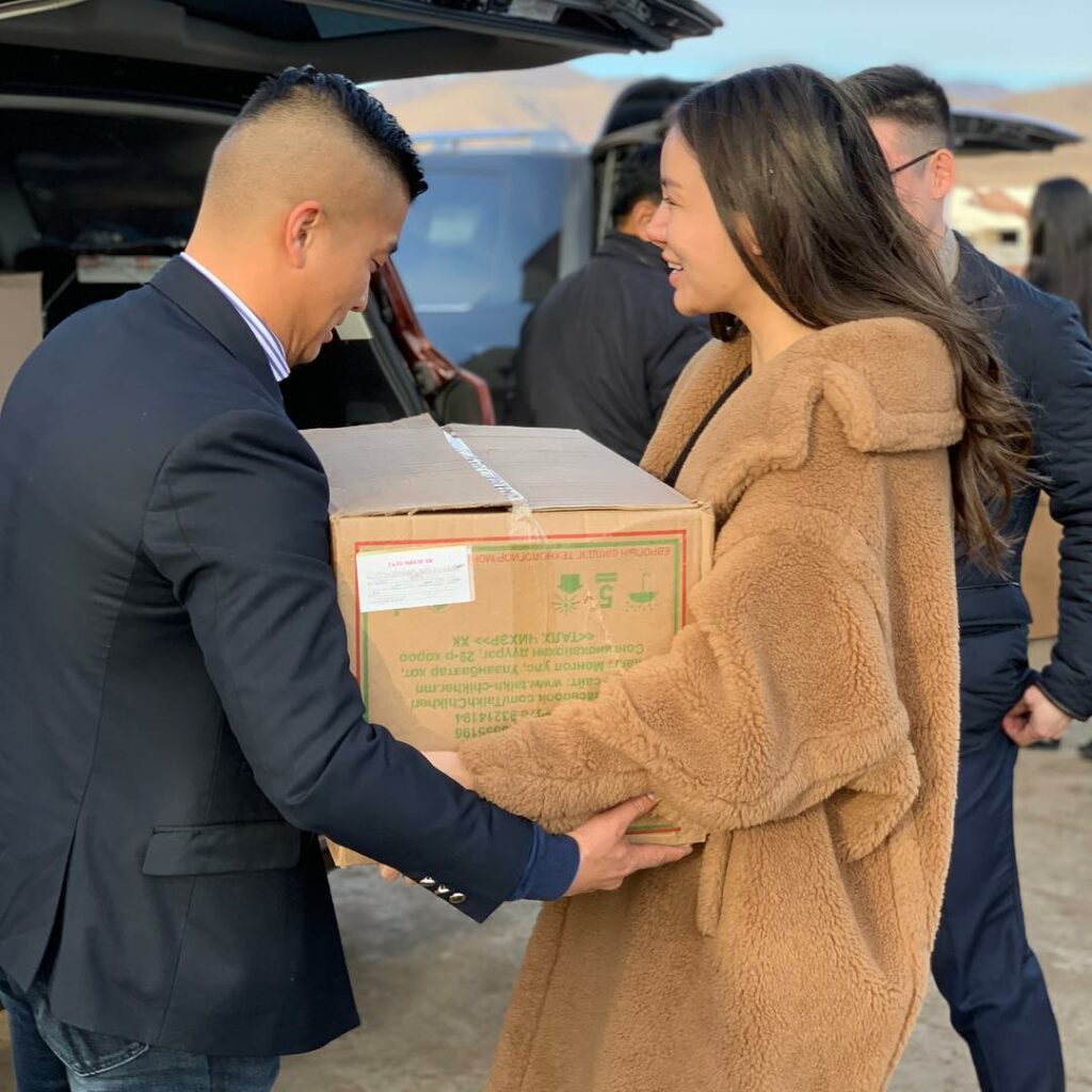 8 Kim Lim Facts To Know About The Billionaire Heiress